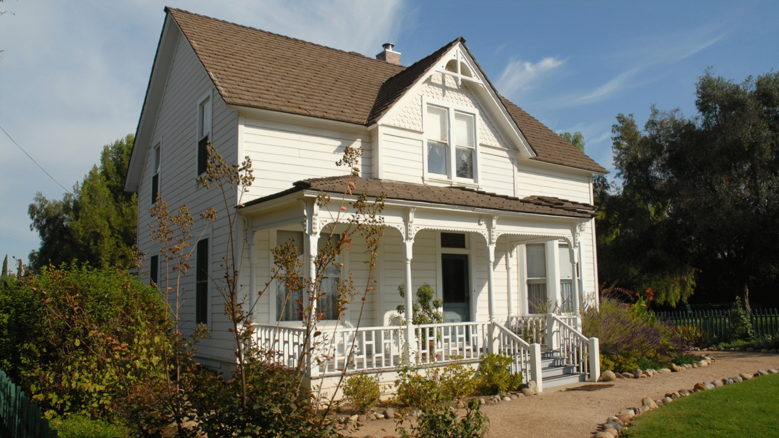 Old House Wiring Problems: How to Spot Them Before It’s Too Late ...